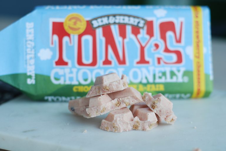 Tony’s Chocolonely Ben & Jerry’s White Strawberry Cheesecake - Sockerbiten