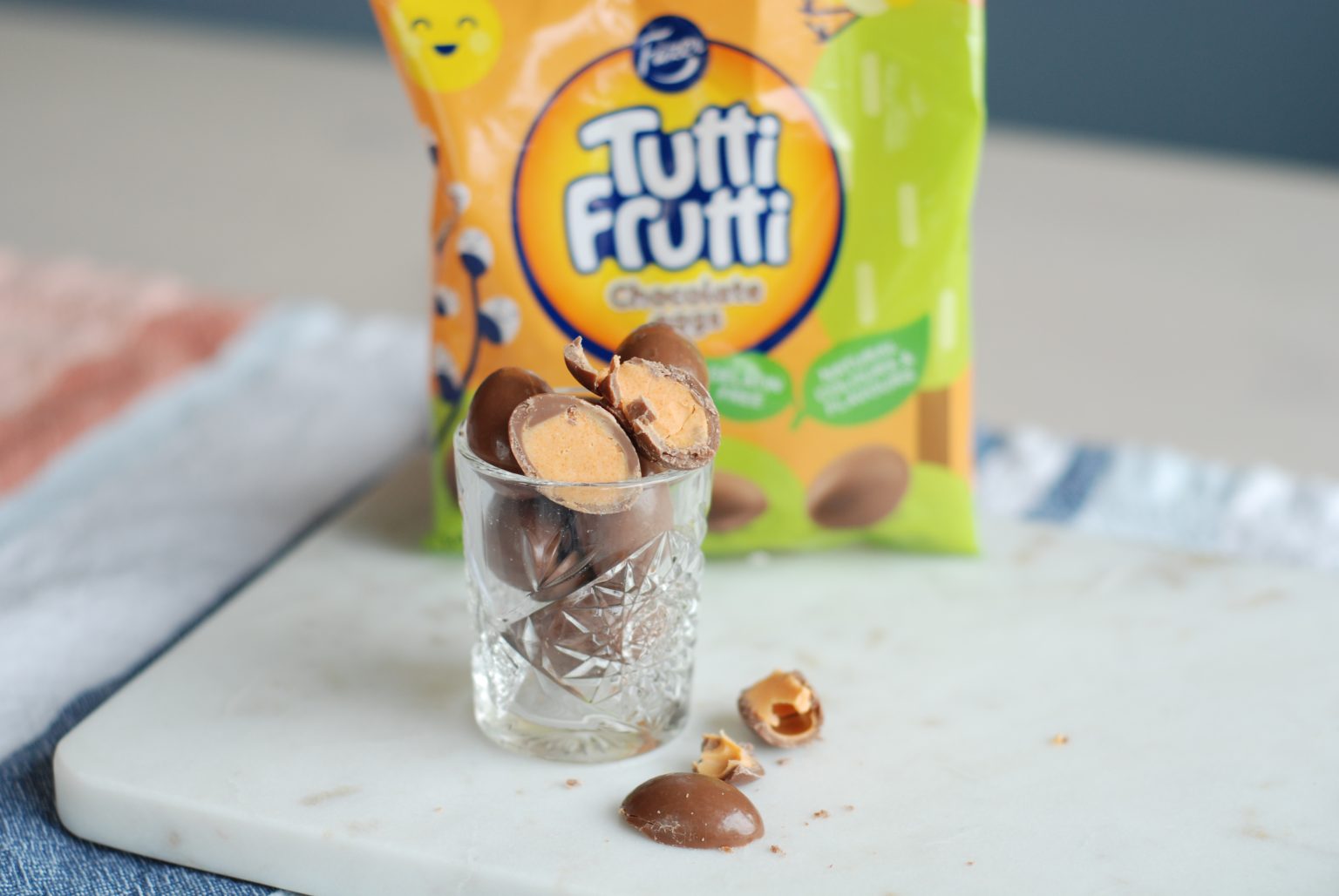 Tutti Frutti Chocolate Eggs - Sockerbiten